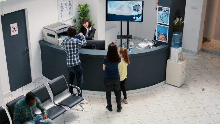 How to Build a Queue Management System with Digital Signage